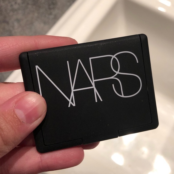 NARS | Makeup | Nars Albatross Highlighting Powder | Poshmark